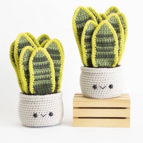 25 Free Crochet Plant, Succulent, and Cactus Patterns