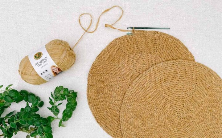 Easy Round Crochet Bag - Free Pattern + Tutorial