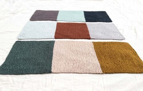 How to Knit a Blanket: Beginner Pattern For Straight Needles
