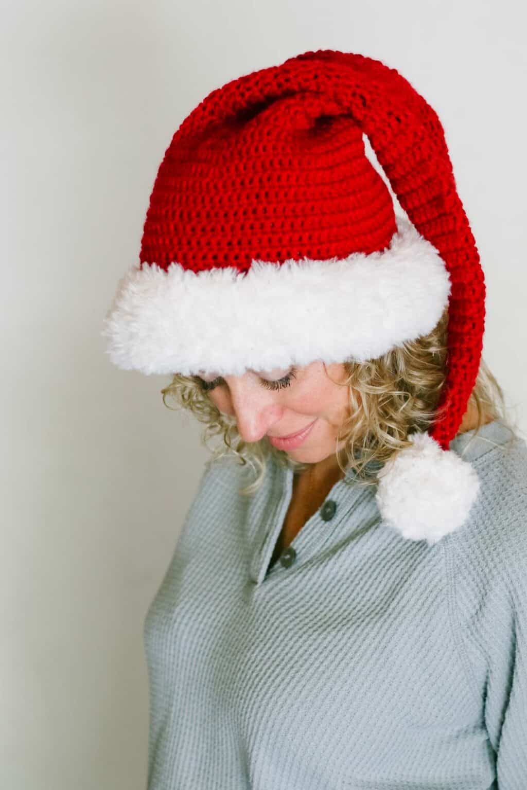 Easy Classic Santa Hat Crochet Pattern
