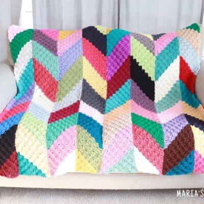 45 Free C2C Crochet Patterns: Blankets, Sweaters + Beyond
