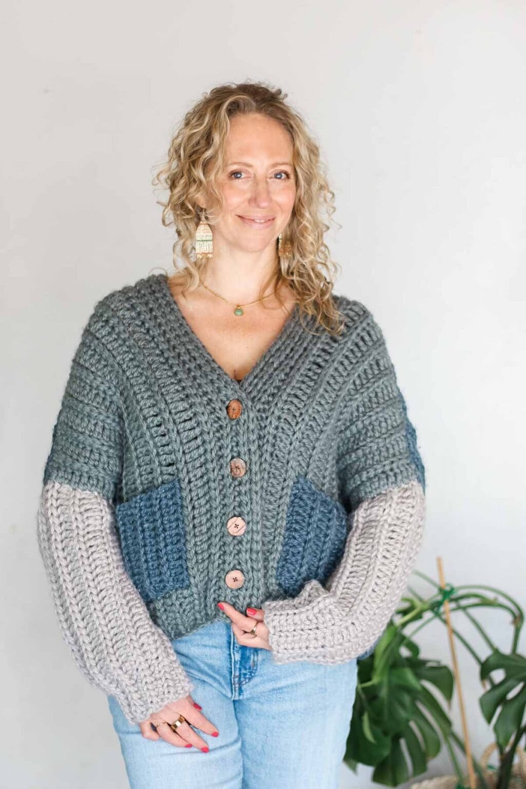 3 Day Chunky Crochet Cardigan Pattern + Video